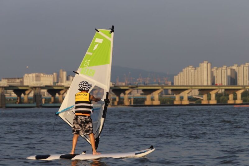 Seoul : Efoil Experience in Han River - The Practical Side: What’s Included and How to Prepare