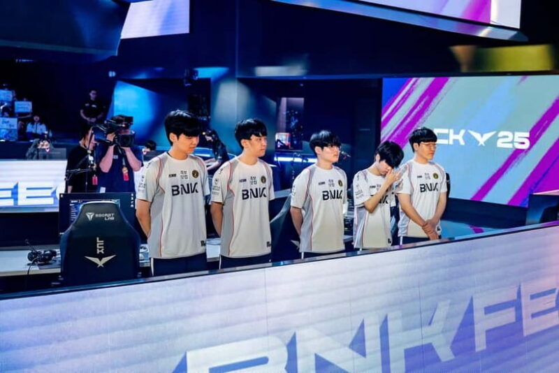 Seoul: Esports Clubhouse Tour, LCK tickets and meal Provided - The Full-Day Itinerary Breakdown