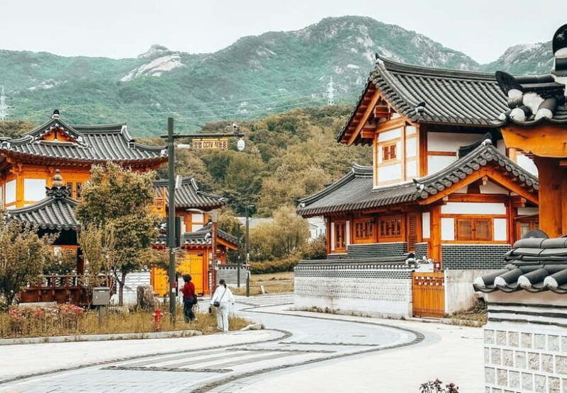 Seoul Full-Day City Tour: Hanok Village, Scenic Routes - Who Will Love This Tour?