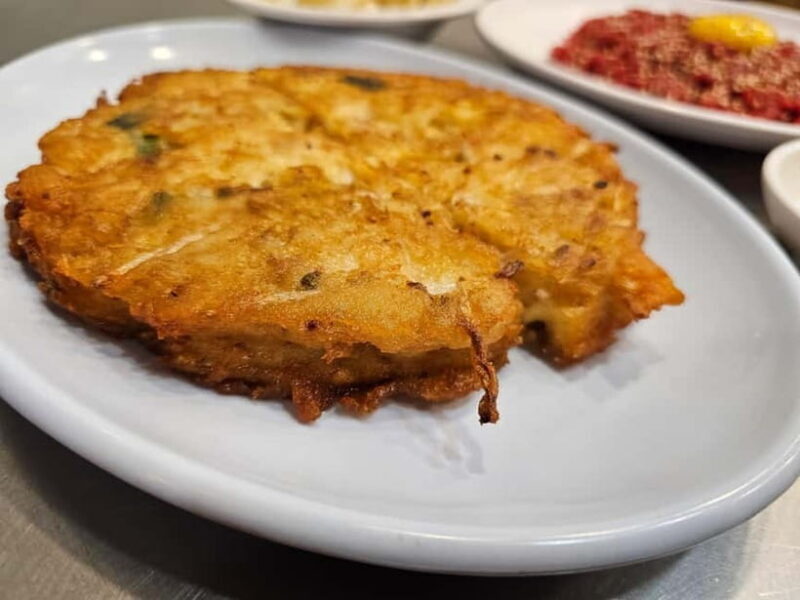 Seoul: Guided Food & Market Tour with 8+ Tastings - What Makes This Tour Stand Out?