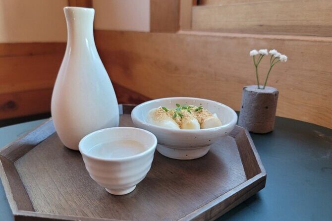 Seoul: Gyeongbokgung & Insa-dong Gastroventure Day Tour - Key Points