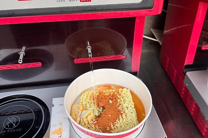 Seoul Han River Sunset Bike Tour with Rainbow Fountain Show - The Sum Up