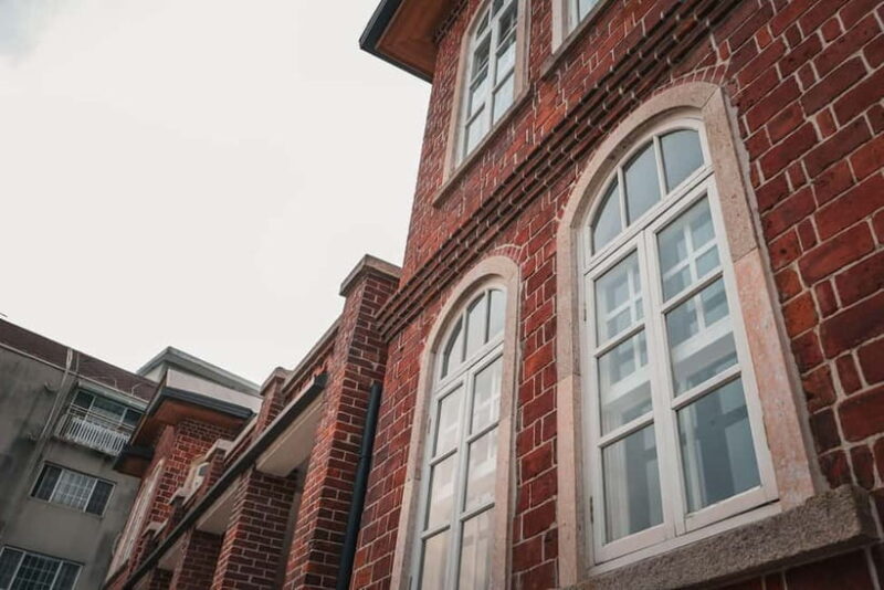 Seoul History Tour: Dark Past & Market Street Flavors - Who Should Take This Tour?