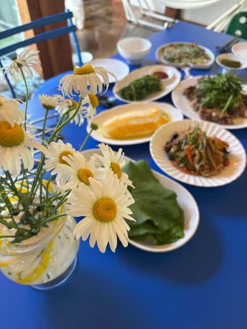 Seoul: Home-Cooked Meal, Dessert Making Naksan, & Park Walk - Key Points