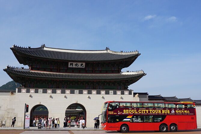 Seoul Hop-On Hop-Off Downtown Palace Course - Itinerary Breakdown: What Can You Expect?