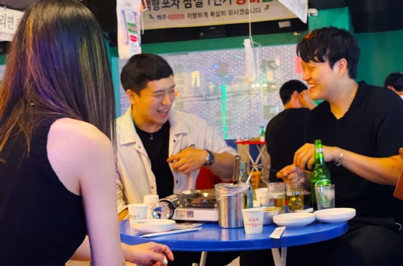 Seoul: Jamsil Baseball Stadium Game Ticket with Dinner&Beer - Ideal for