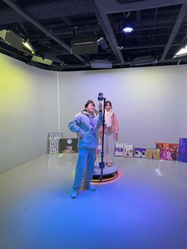 Seoul: K-Pop Dance Class and Video Shoot at HiKR Ground - FAQs