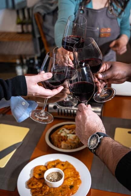 Seoul: Kimchi Dishes Cooking Class with Wine Pairing - Key Points