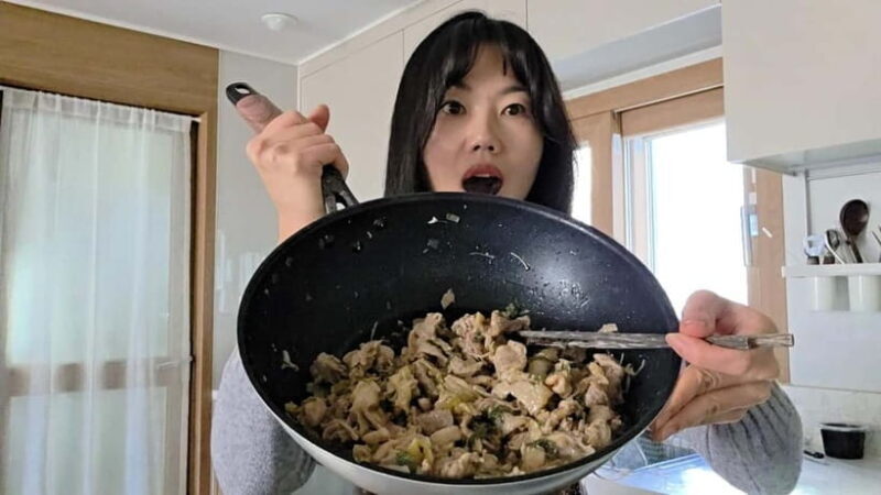 Seoul: Korean Language Lesson, Market Tour & Cooking Class - Frequently Asked Questions
