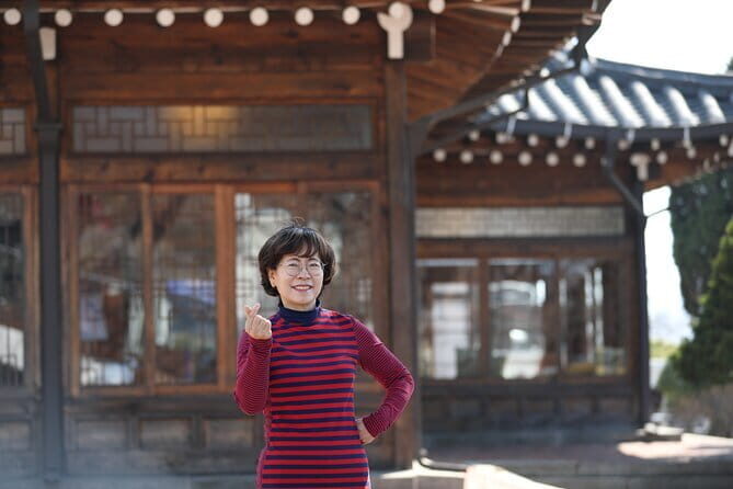 Seoul Layover Private Incheon Cultural Odyssey from Airport - Triple Street: Retail, Food, and Nightlife