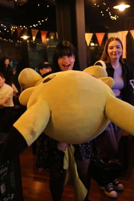 Seoul: LGBTQ+ Pub Crawl and Drag Show with Local Drag Queen - Who Will Love This Tour?