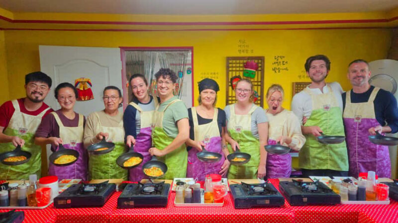 Seoul: Local Home Korean Cooking Class and Market Tour - An Introduction to the Experience