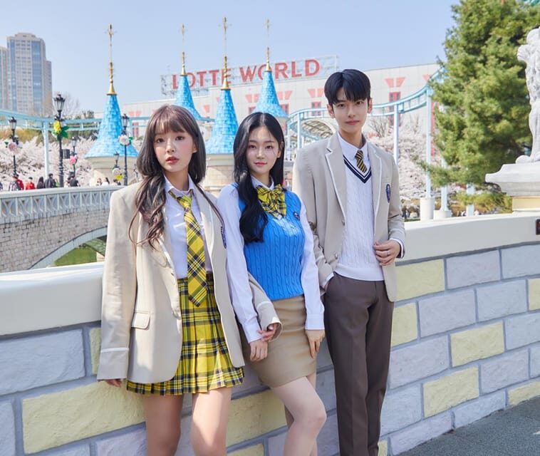 Seoul: Lotte World 1 Day Pass & Korean School Uniform Rental - Value and Practical Considerations