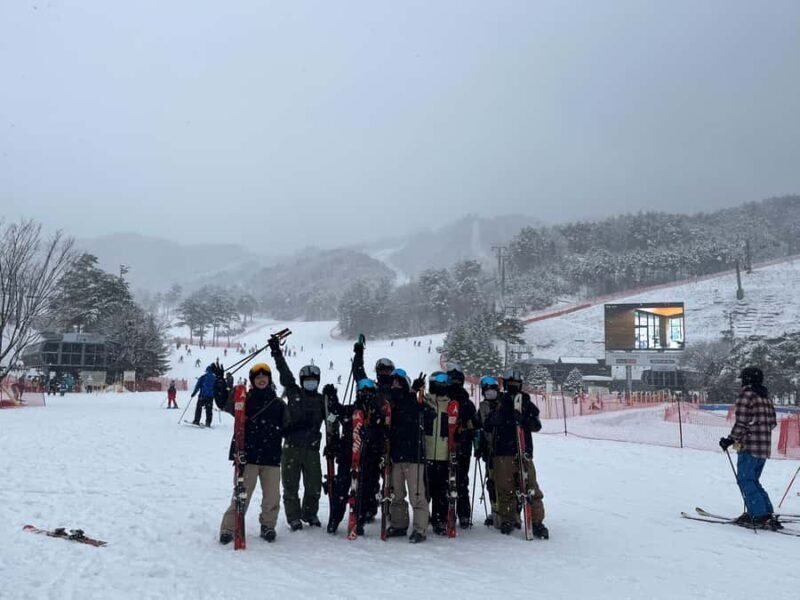 Seoul: Oak Valley Ski Resort Tour with Lesson&Ticket&shuttle - Key Points