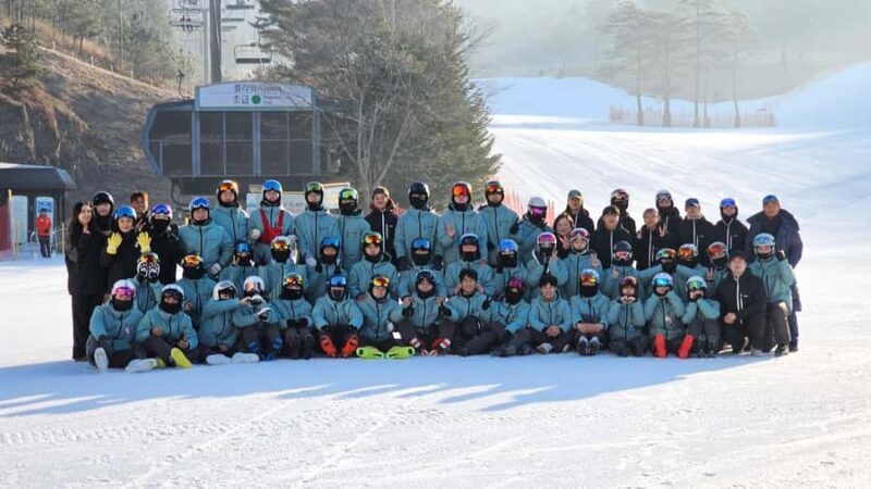 Seoul: Oak Valley Ski Resort Tour with Lesson&Ticket&shuttle - An Authentic Look at the Ski Experience Near Seoul