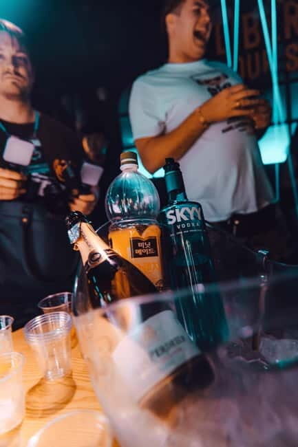 Seoul: Premium Pub Crawl with Open Bottles - The Itinerary: What to Expect