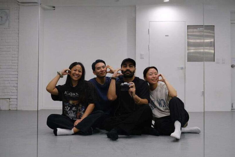 Seoul: Private K-Pop Dance Class with Video Recording - What to Expect During the Dance Class