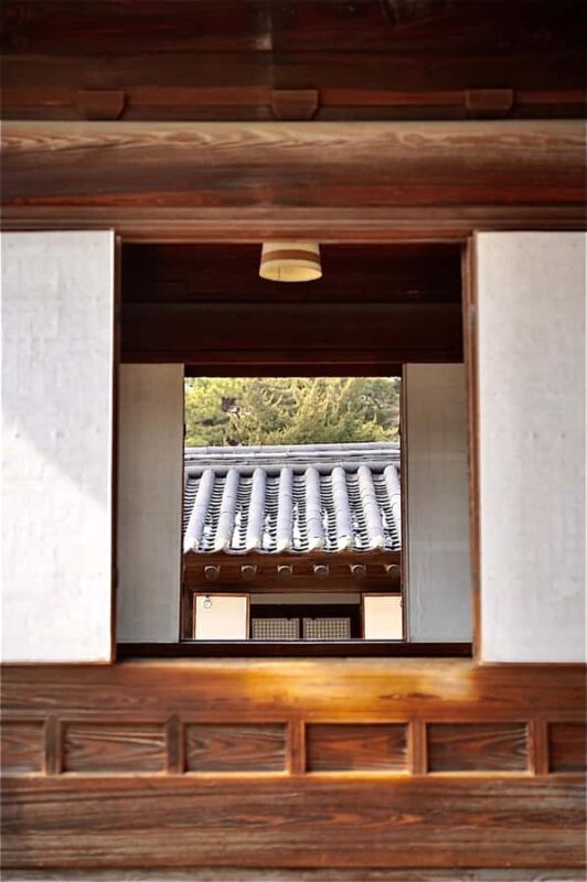 Seoul Private Layover Tour from the Airport with a Local - Source: