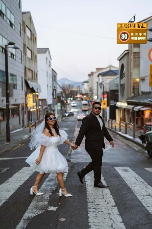 Seoul: Private Photo Walk with a Local Photographer - The Sum Up