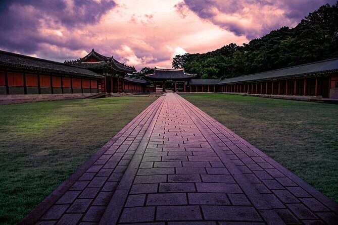 Seoul Private Tour: Palace, Bukchon, Insadong & Han River Cruise - Summary: Who Is It Best For?