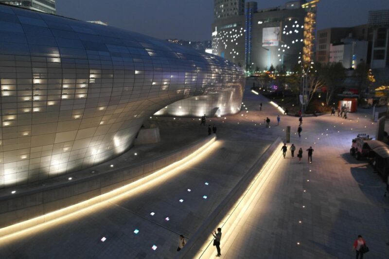 Seoul: Private Walking Tour with a Local - Who Should Consider This Tour?