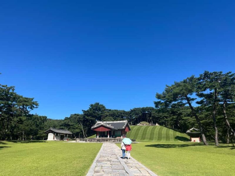 Seoul: Royal Tomb of King Sejong & Icheon Ceramic (EG Tour) - An In-Depth Look at the Tour Experience