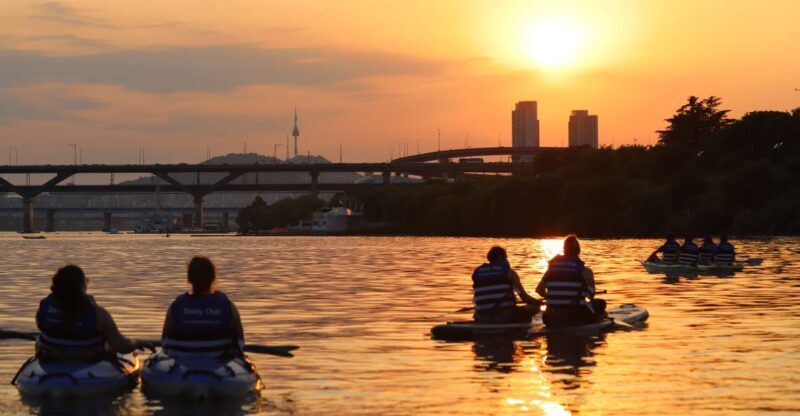 Seoul: Stand Up Paddle Board (SUP) & Kayak in Han River - In-Depth Breakdown of the Experience