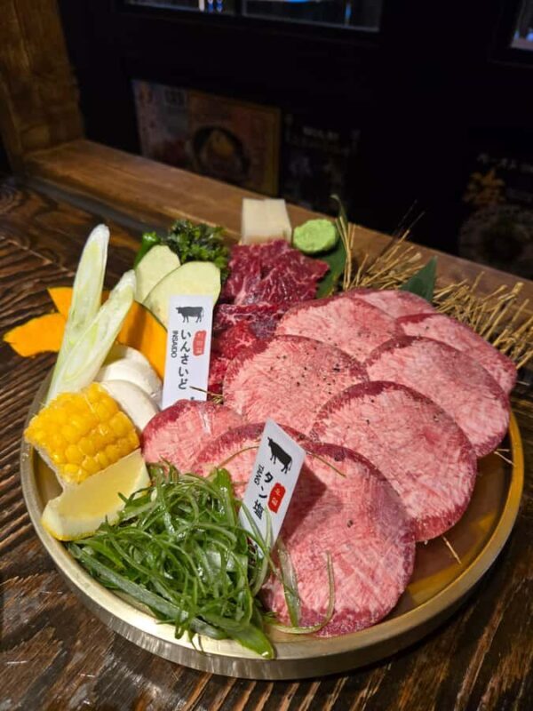 Seoul: Street Food, Shopping, and Night Views Tour - Exploring the Seoul: Street Food, Shopping, and Night Views Tour