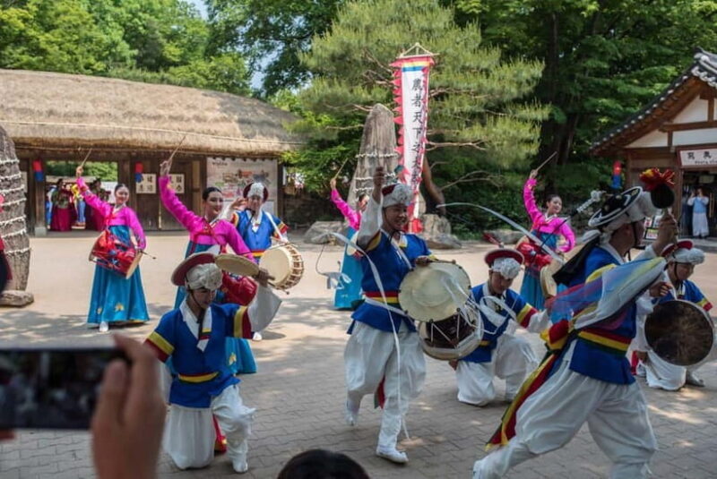 Seoul: Suwon Hwaseong, Folk Village, & Starfield Library - Analyzing the Value