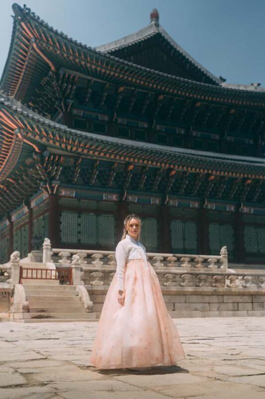 Seoul: Vintage Photoshoot with Professional Photographer - FAQ