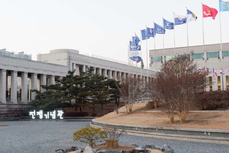 Seoul: War Memorial, Jogyesa Temple & Tapgol Park Tour - What to Expect and Practical Tips