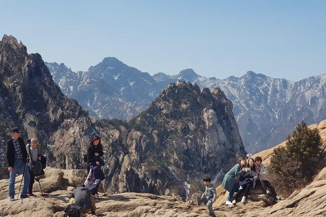 Seouls Full-Day Royal and Cultural Tour - The Authentic Experience: What Sets It Apart?