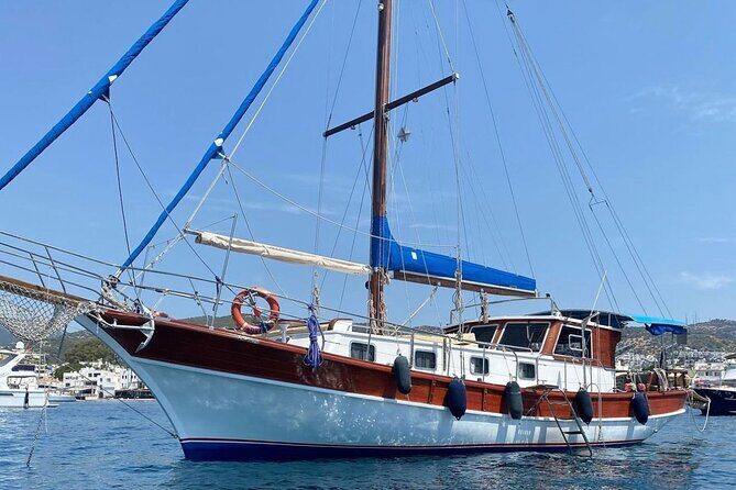 Serenity at Sea: Comino Blue Lagoon Exclusive Day Cruise - A Closer Look at the Comino Blue Lagoon Private Yacht Cruise