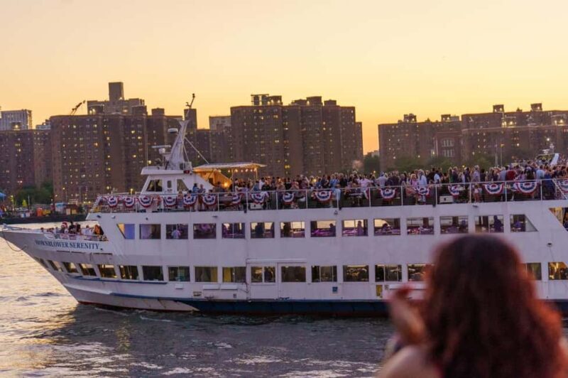 Serenity Yacht NYC New Years Eve Cruise - FAQ