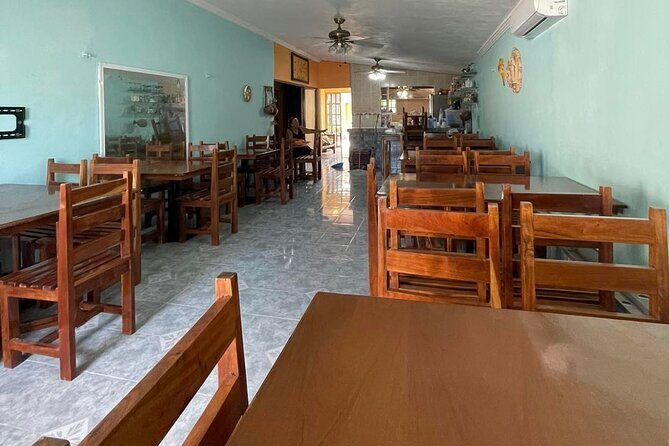 Sergio´s Beach House Buffet and Drinks - Who Will Love This Tour?