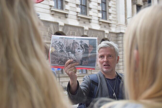 Serial Killers: The Blood and Tears London Walk Tour - Discover the Dark Side of London with the Serial Killers: The Blood and Tears Walk Tour