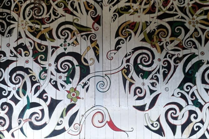 Serikin Market & Fairy Wind Cave - Exploring Fairy Wind Cave and Wind Cave