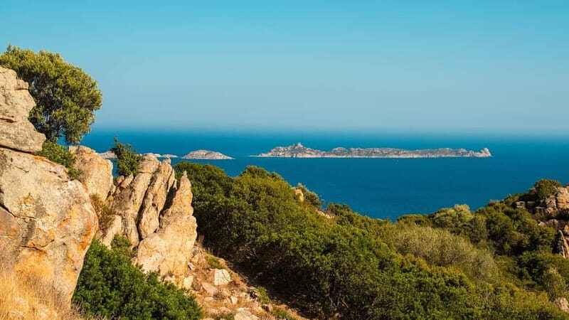 Serpentara-Punta Molentis rubber boat tour with snorkeling - A Well-Balanced Adventure for Different Travelers