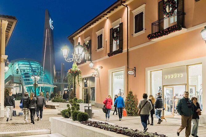Serravalle Outlet Shopping Mall Shuttle Bus - Return ticket - Comfort and Practical Considerations