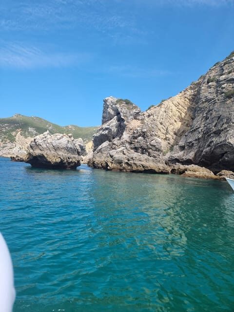 Sesimbra: 3 Bays Tour - FAQ