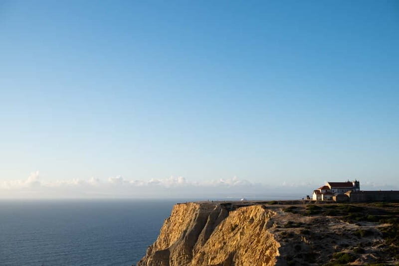 Sesimbra & Arrábida National Park Tour with 5 Wines Tasting - Authenticity and Quality of Guides
