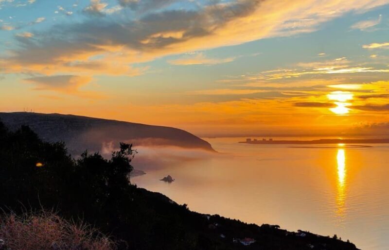 Sesimbra/Arrábida: Sunrise on Board Tour - Key Points