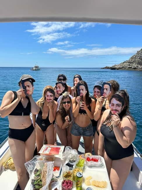 Sesimbra: Bachelor/Bachelorette Party Boat Tour - An In-Depth Look at the Experience