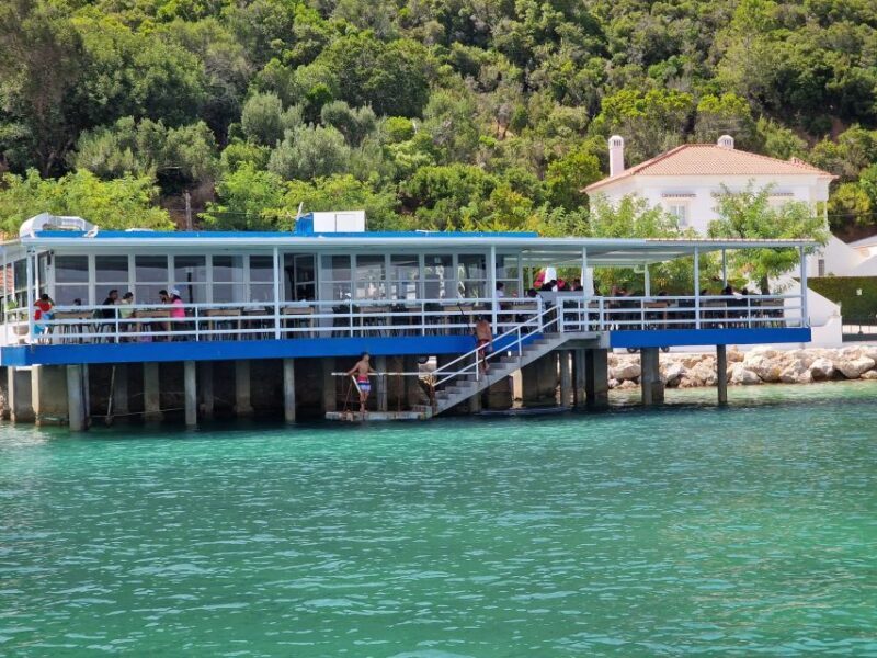 Sesimbra: Boat Tour with Lunch at Portinho da Arrabida - Who Should Consider This Tour?