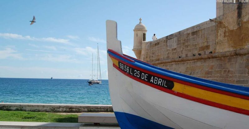 Sesimbra: Half-Day Tour to Arrabida with Wine Tasting - Key Points