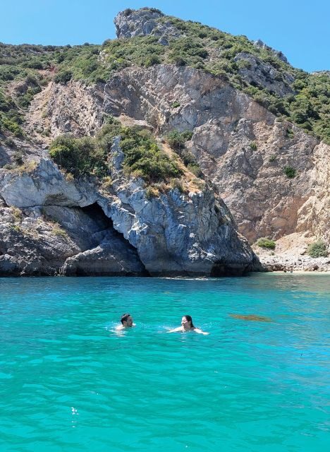 Sesimbra: Private Boat Tour-Wild beaches, secret bays, Caves - What Makes This Tour Stand Out?