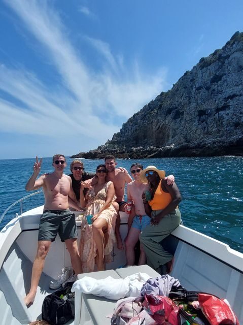 Sesimbra: Private Boat Tour-Wild beaches, secret bays, Caves - FAQ