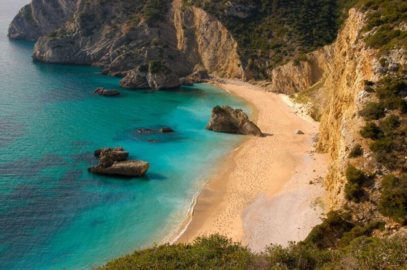 Sesimbra: Ribeiro do Cavalo Beach Taxi Boat - Key Points