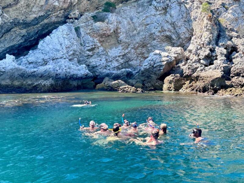 Sesimbra: Snorkeling Tour through Wild Beaches and Caves - Key Points