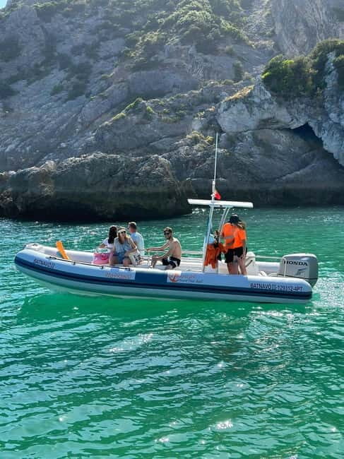 Sesimbra: visit to the Caves - An Overview of the Experience